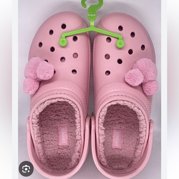 CROCS | Shoes | Nwt Disney Pink Crocs With Fuzzy Lining | Poshmark